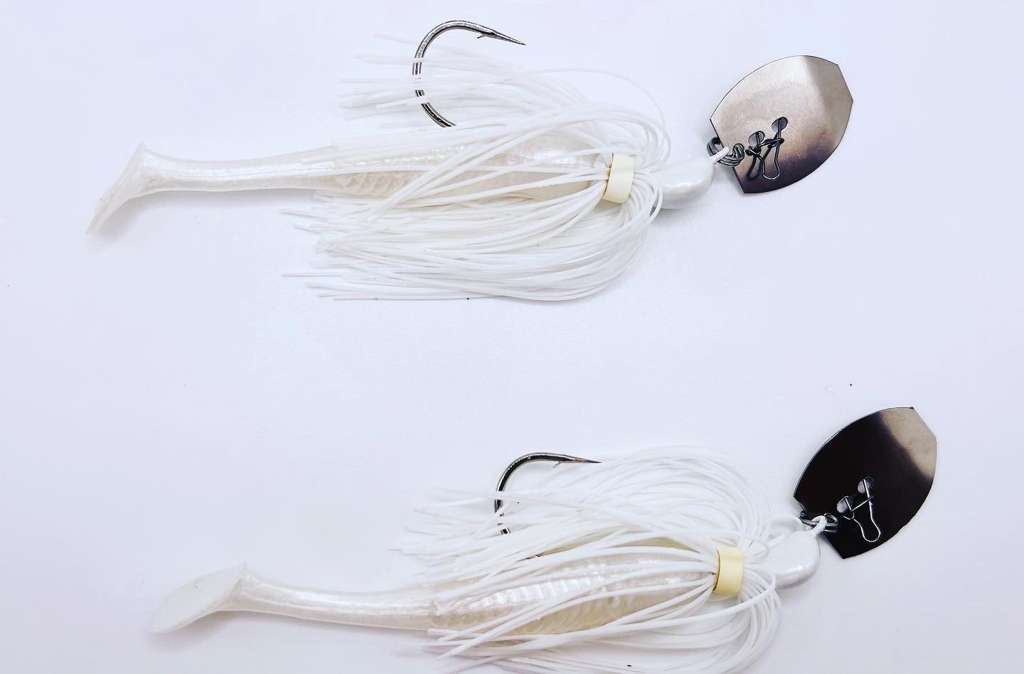 Elite 1/2oz White Bladed Jig Custom Made Vibrating Swim Jig 2-pack With ...