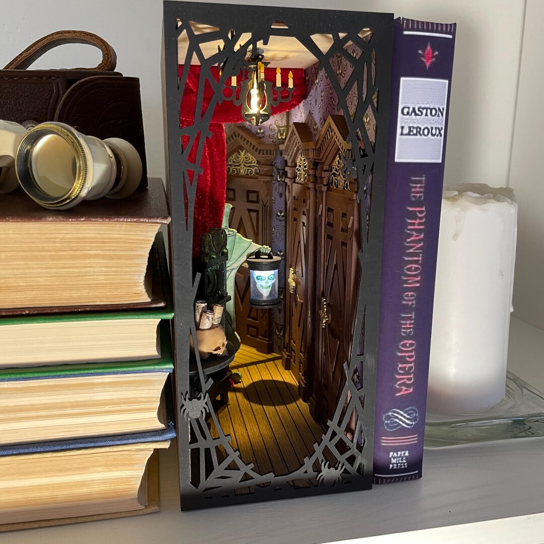Haunted Book Nook Haunted House Diorama Bookshelf Insert Ghost Diorama ...