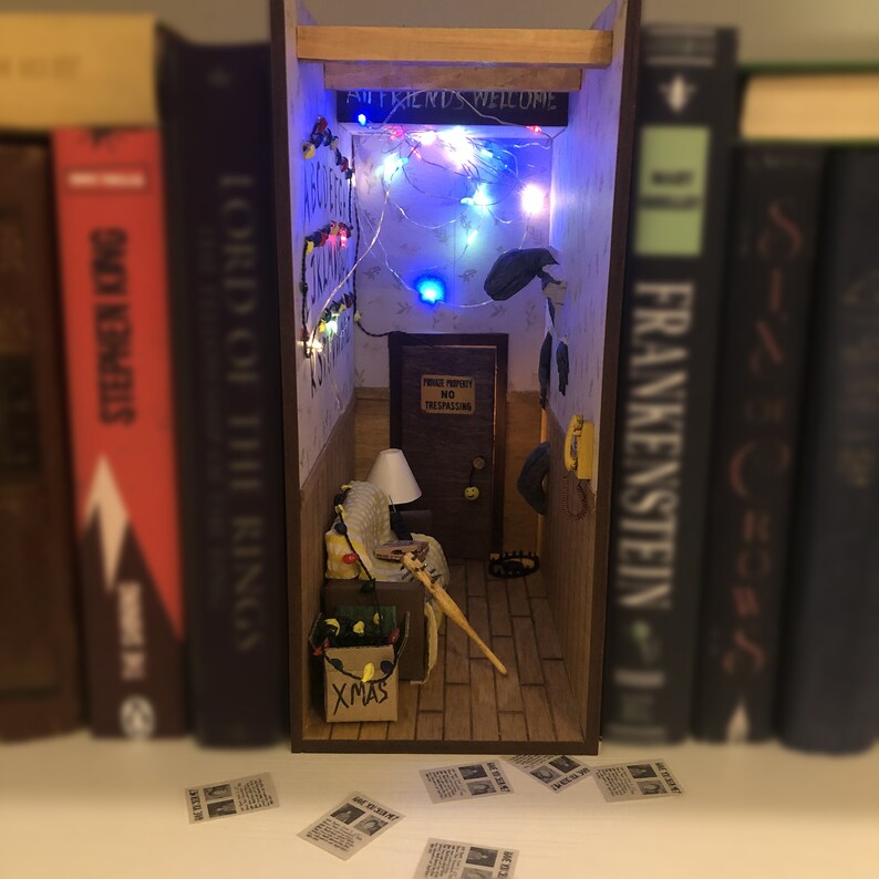 Horror Book Nook Shelf Insert Stranger Christmas Signal - Etsy