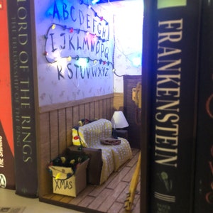 Horror Book Nook Shelf Insert Stranger Christmas Signal - Etsy
