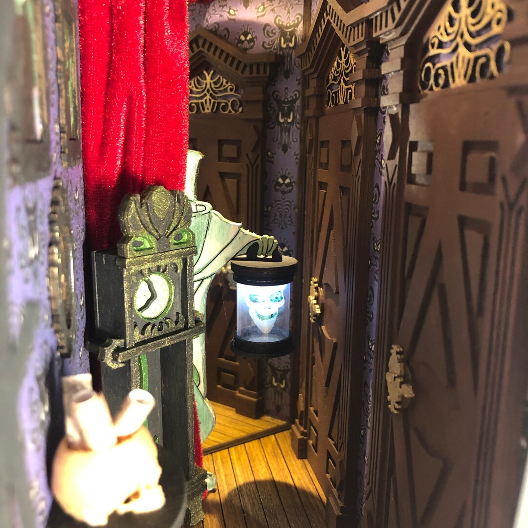 Horror Book Nook Haunted House Ghost Diorama Mansion Spooky Book Nook ...