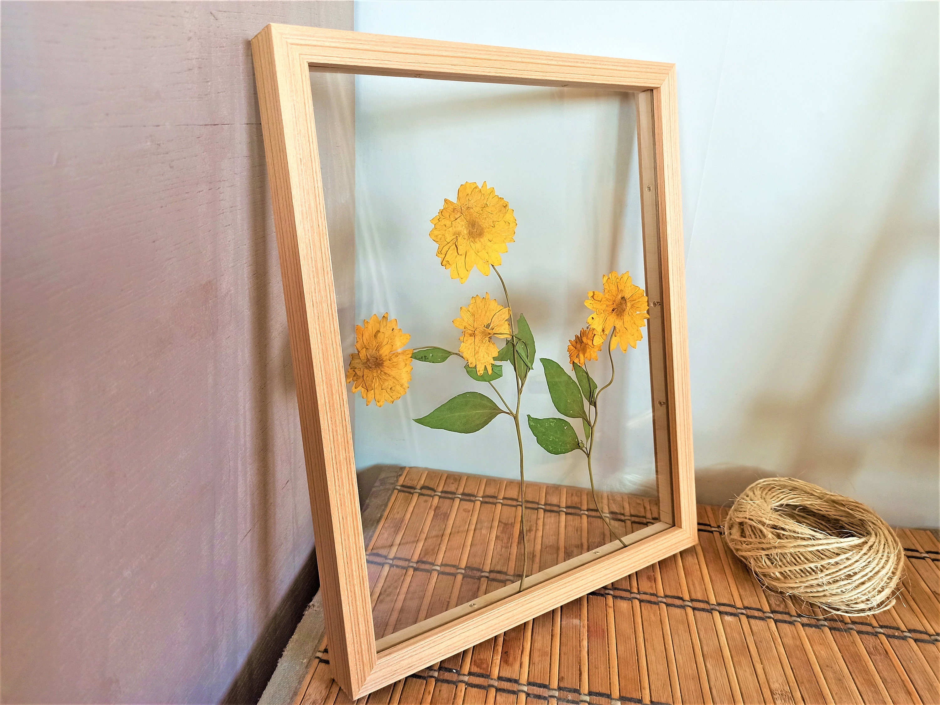 Pressed Flower Frame, Dahlia Wall Art, Pressed Dahlia Flowers, Dahlia ...
