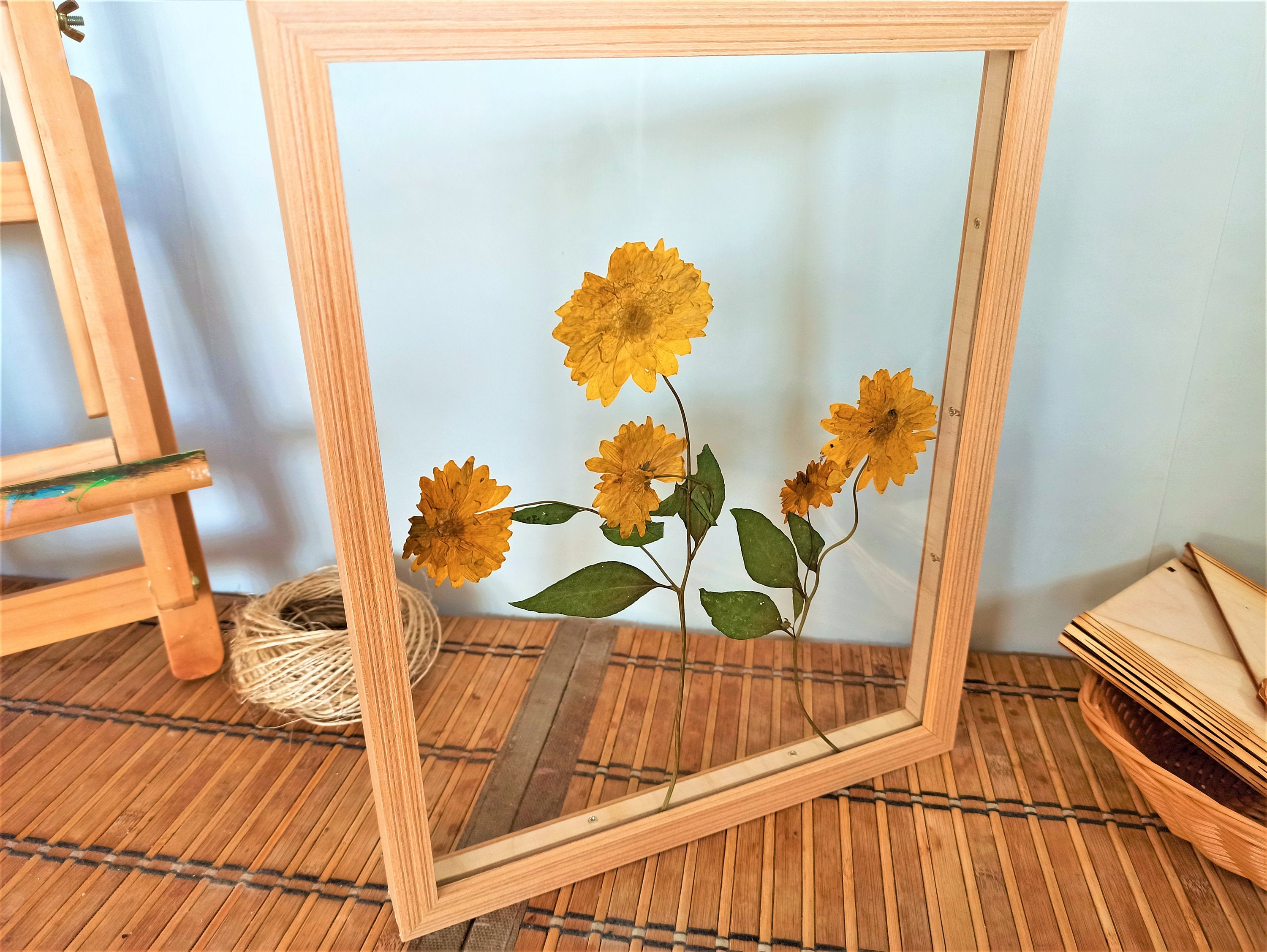 Pressed Flower Frame, Dahlia Wall Art, Pressed Dahlia Flowers, Dahlia ...