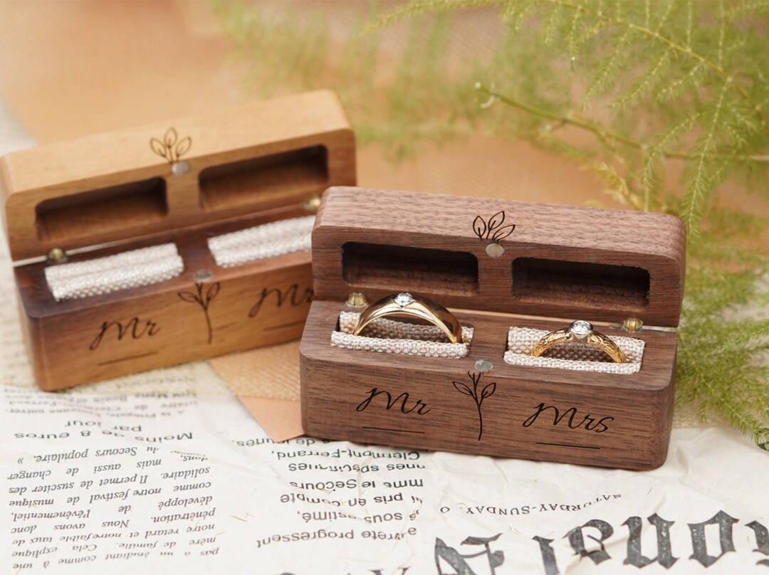 Handmade Wooden Wedding Band Box, Mr and Mrs Wedding Box - Etsy