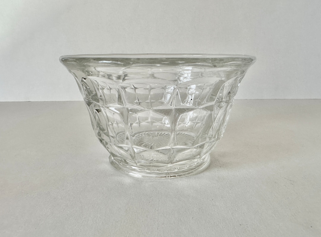 Vintage Small Clear Glass Candy Dish or Relish Bowl - Etsy