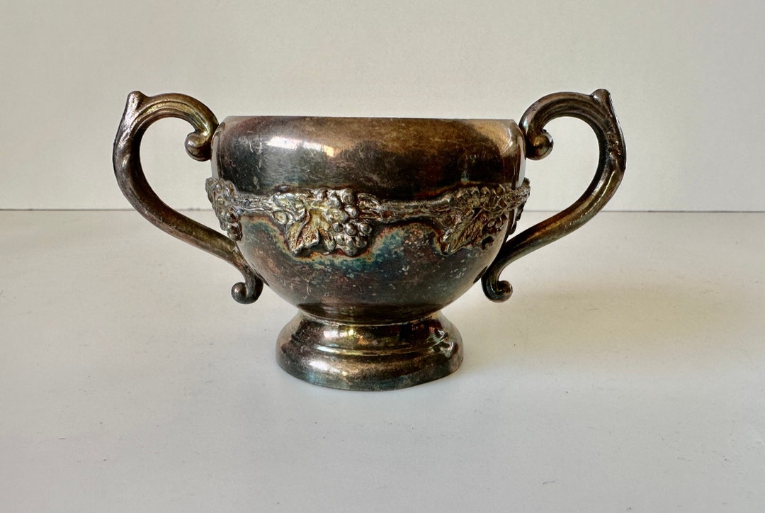 Vintage Wm A Rogers Old English Reproduction 6133 Sugar Bowl - Etsy