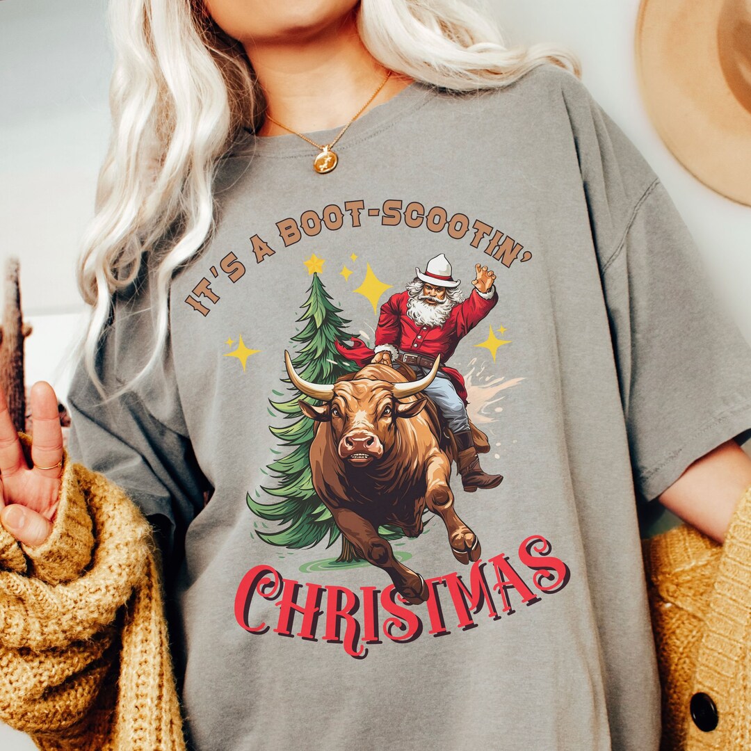 Rodeo Santa Shirt Western Christmas Oversized Tshirt Cowboy Xmas Tee ...
