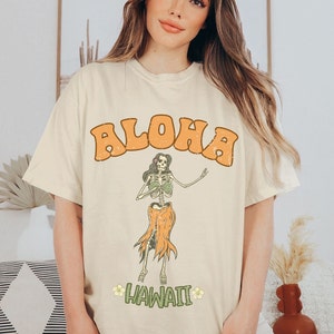 Hawaii Shirt Funny Skeleton Hula Dancer Beachy Tshirt Retro Halloween ...