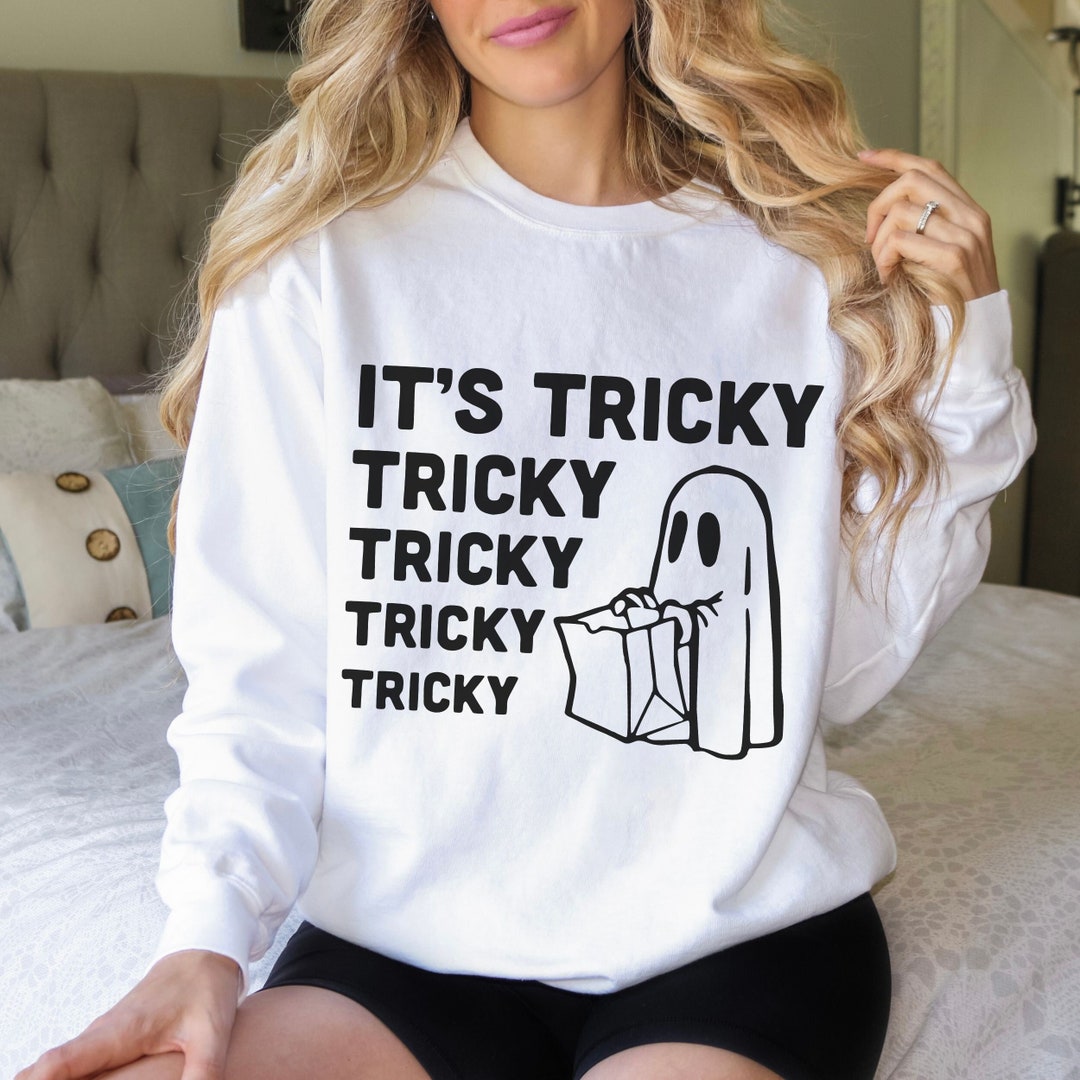 It's Tricky Sweatshirt Funny Halloween Oversized Sweater Cute Ghost ...