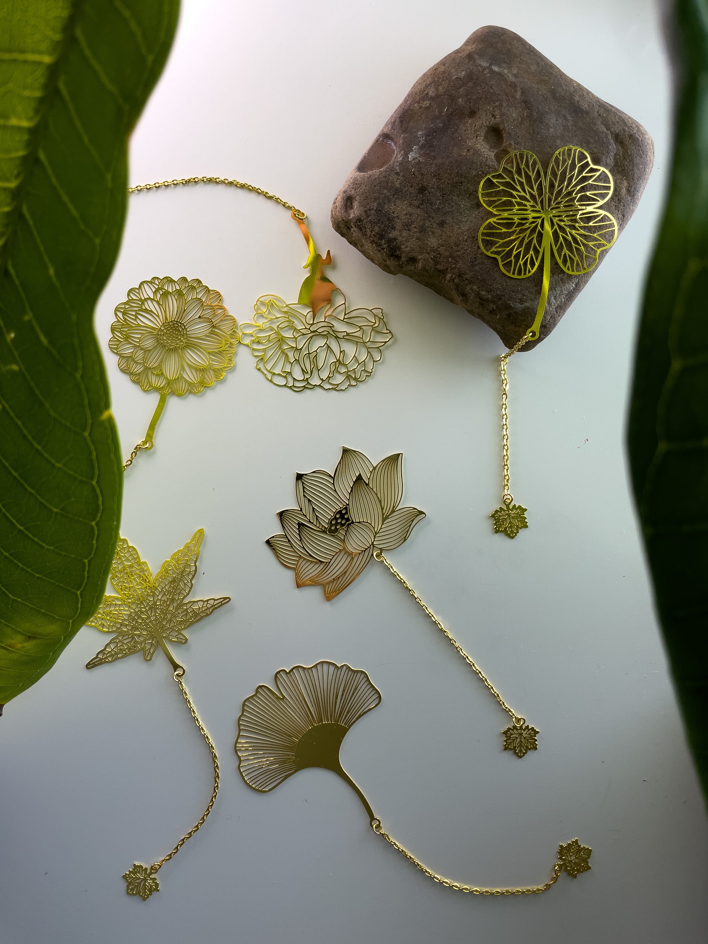 Lotus / Gingko / Dahlia Leaf Golden Hollow Metal Bookmarks - Etsy