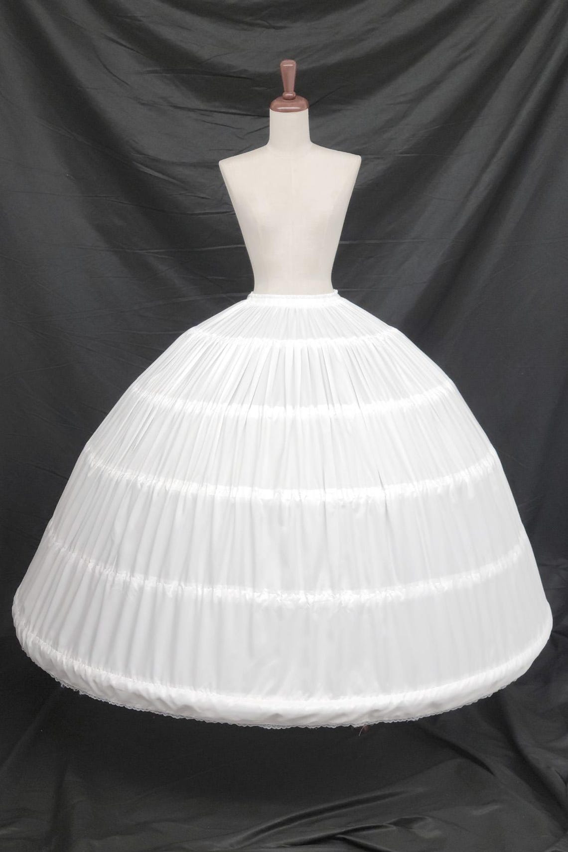 Crinoline Petticoat With Five Metal Hoops and Lace up Waist, One Size ...