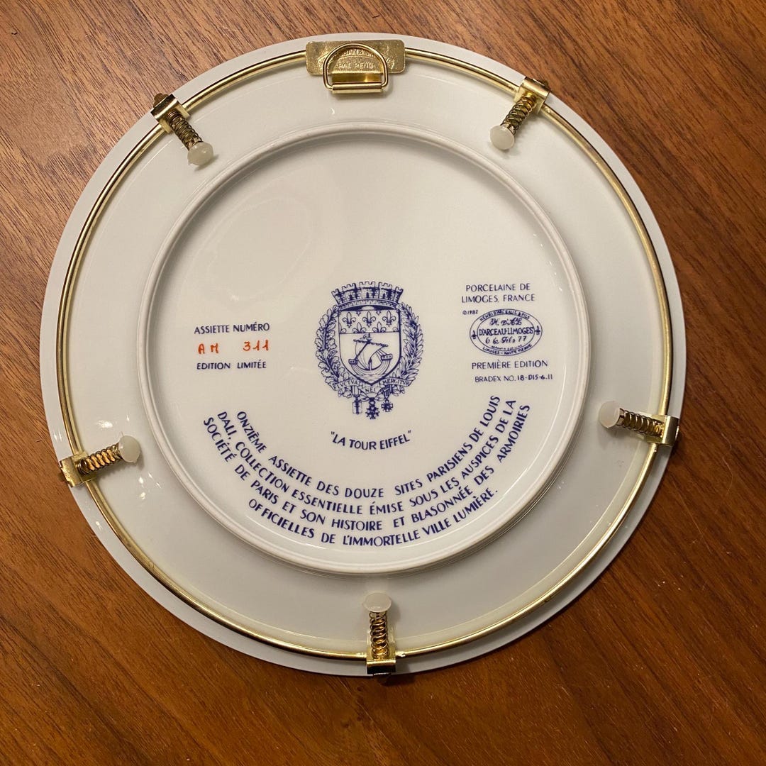 Round Plate Frame Hanger, Vintage, Van Hygan & Smythe, Brass ...