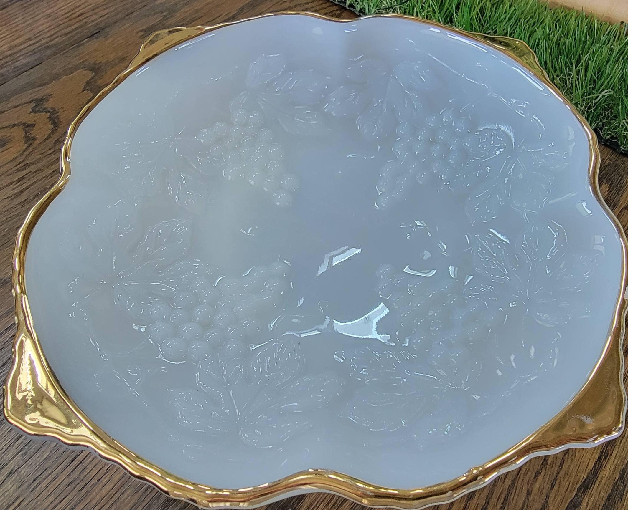 Vintage 1960's Anchor Hocking Milk Glass Grape Patterned Scalloped ...