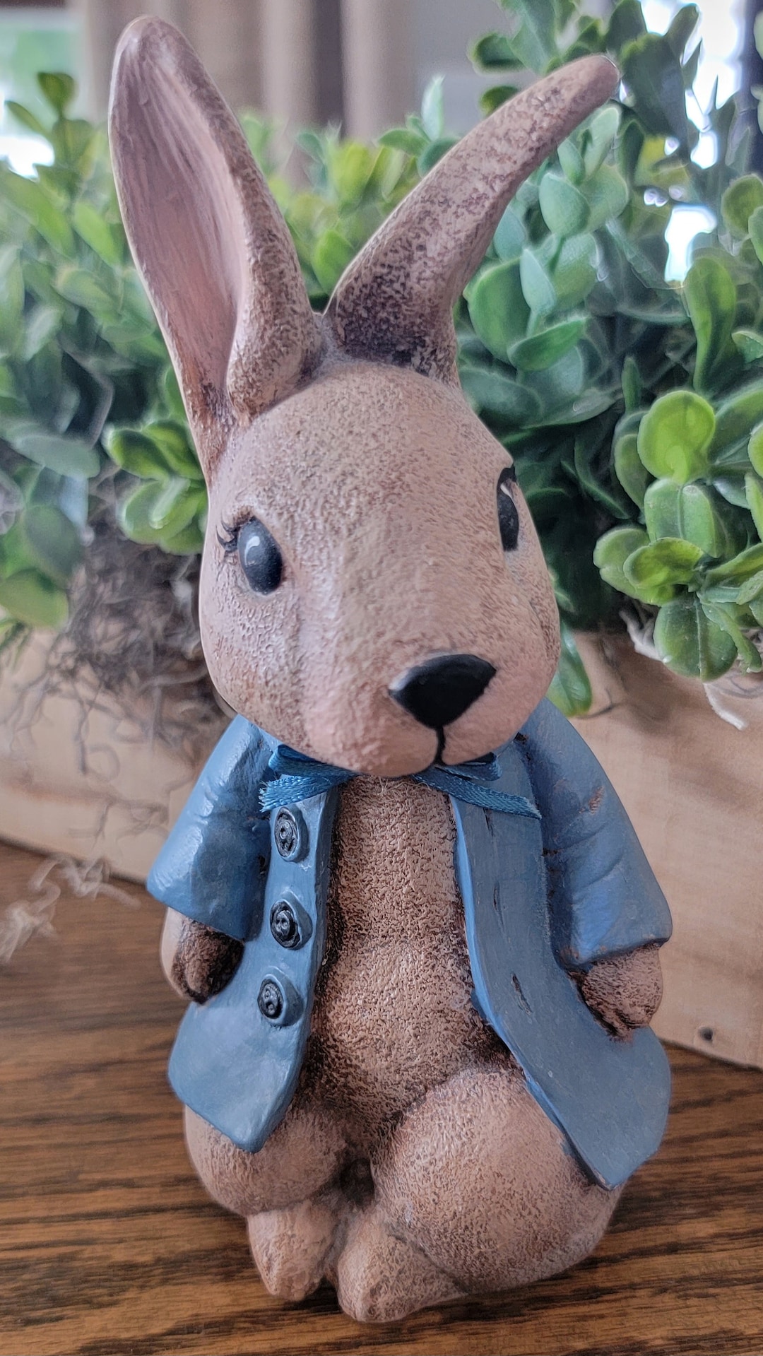 Super Cute Little Peter Cottontail Handpainted Vintage Ceramic Bunny in ...