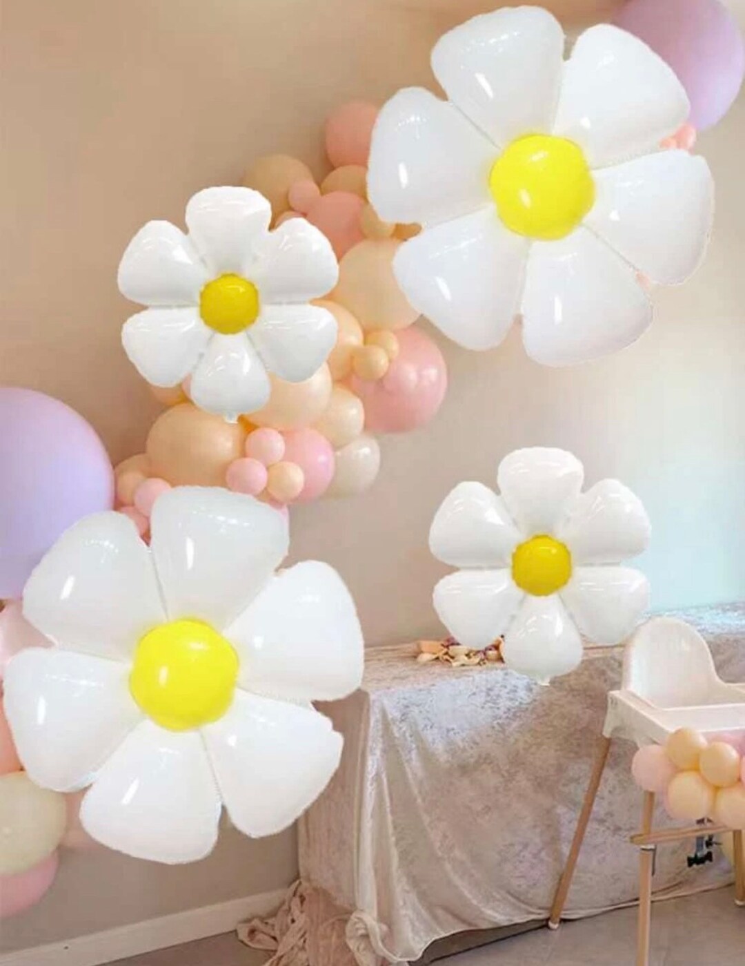 4-5 Pc Daisy Balloons Bachelorette or Birthday - Etsy