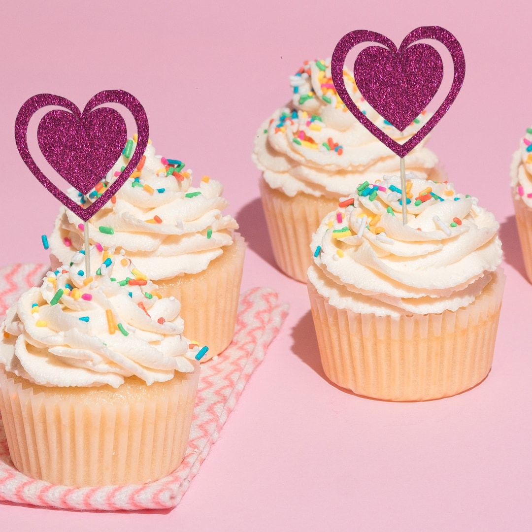 Heart Cupcake Toppers for Bachelorette Party, 30th Birthday, Girls ...