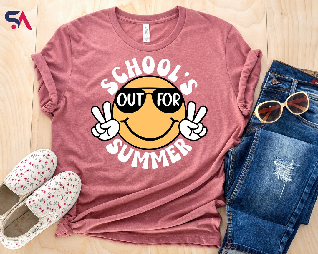 Funny Smiley Schools Out T-shirt: Teacher Summer Vacation Tee - Etsy