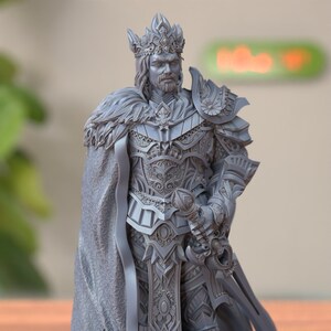 Detailed Miniature of King for Dnd, King Trendium, King of Belfrie ...