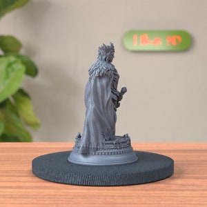 Detailed Miniature of King for Dnd, King Trendium, King of Belfrie ...
