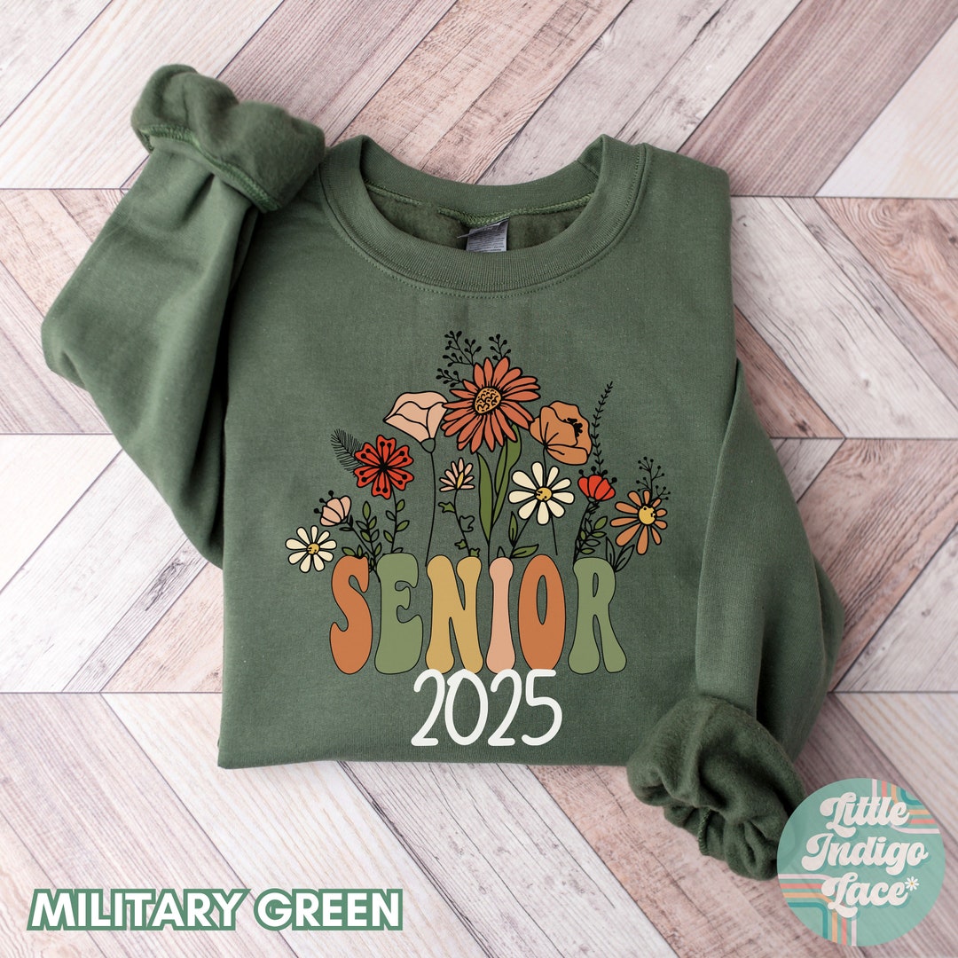 Senior 2025 Sweatshirt, Class of 2025 Sweater, Gift for 2025 Graduation ...