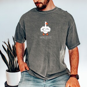 Silly Goose on the Loose Shirt, Funny Goose T-shirt, Swole Goose Gym ...