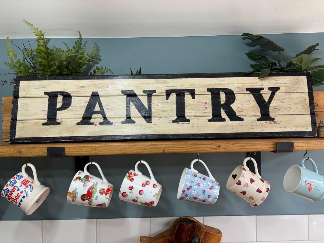 Large Hand Painted Wooden ‘ PANTRY ‘ Sign. Vintage / Retro / Marquee - Etsy