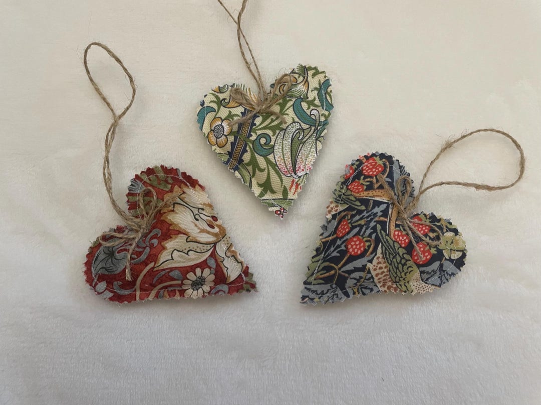 William Morris Fabric Heart Decorations: Handmade Set of 3 - Etsy UK