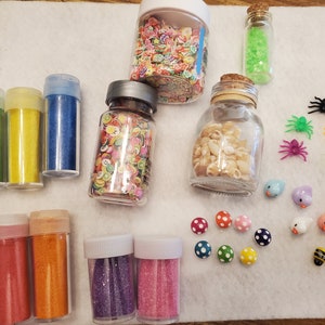 Super Cute Mini Desk Pet Terrariums (customizable) - Etsy