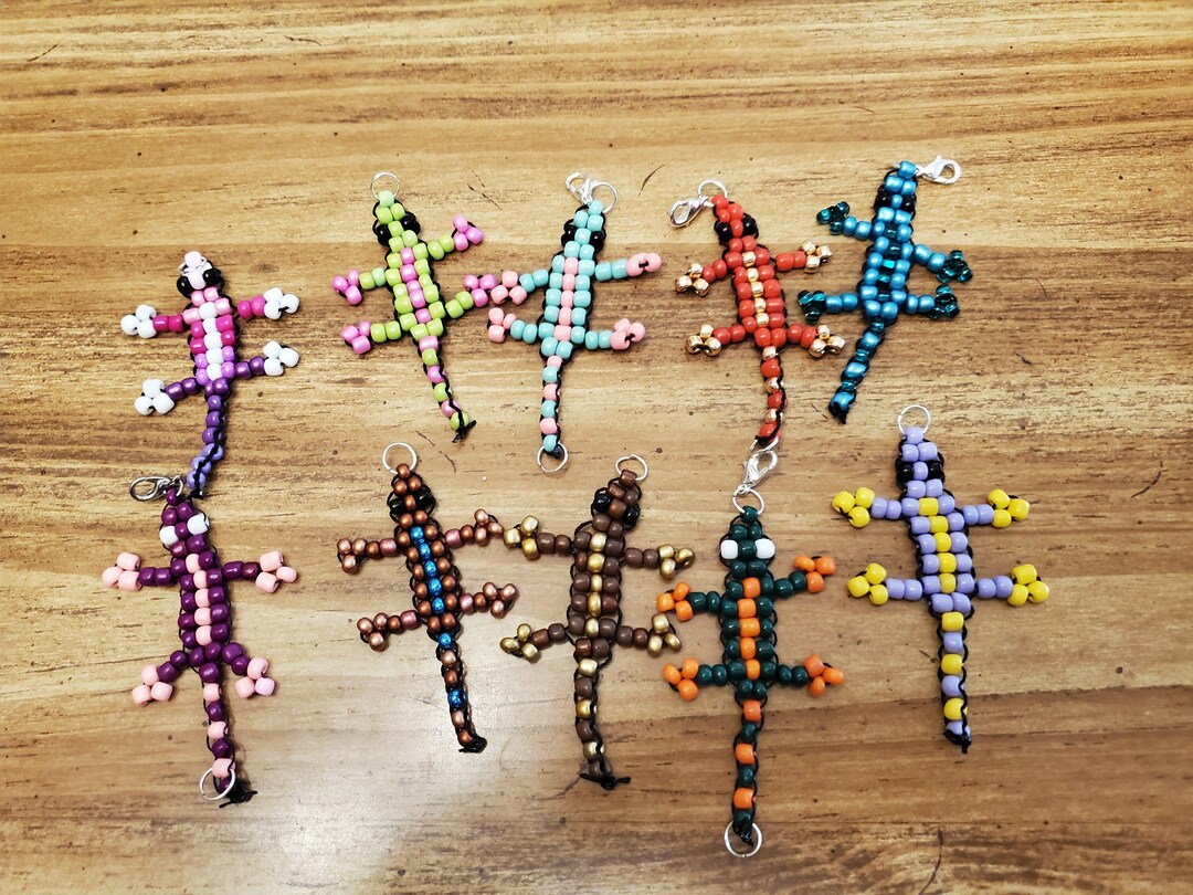 Totally Unique Super Tiny Bead Lizard Charm / Zipper Pull / Desk Pet - Etsy