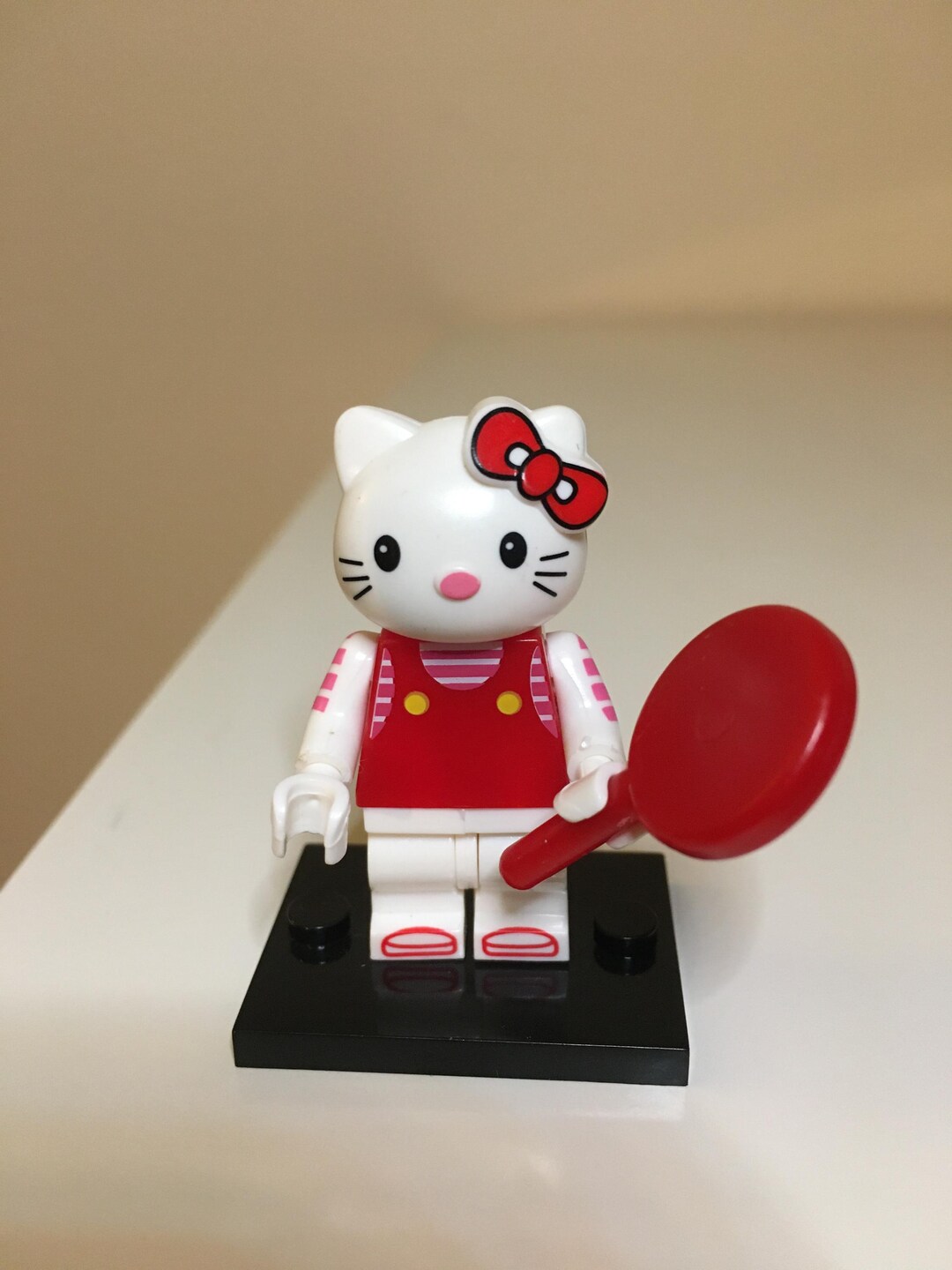 Hello Kitty Minifigure - Desk Decoration, Gift for Her - Etsy