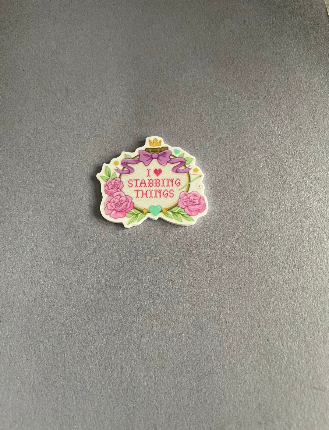 I Heart Stabbing Things Cross Stitch Craft Needle Minder - Etsy