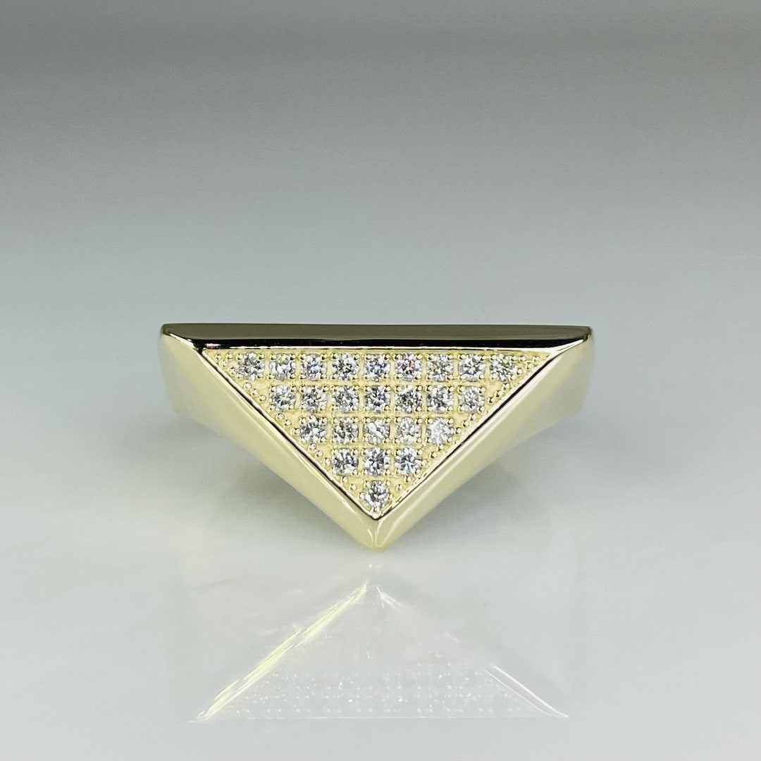 14K Yellow Gold Diamond Triangle Ring 0.25ct - Etsy