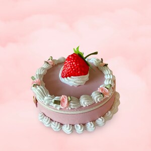 Decoden Fake Cake Jewelry Storage Box With Mirror - Kawaii Decoden Cake ...