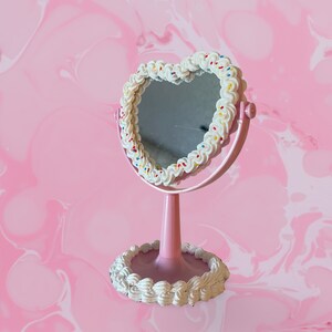 Fake Cake Sprinkle Vanity Mirror - Vintage Style Room Decor - Heart ...