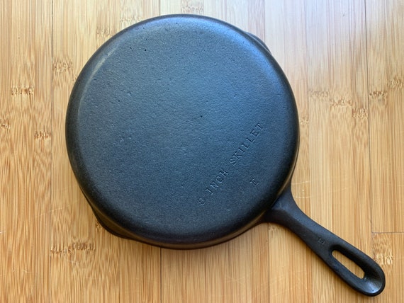 Wagner Ware 5 Cast Iron Skillet Unmarked Restored - Etsy