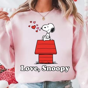 Snoop Valentine Love PNG, Peanuts Friends Holding Love Letters With ...