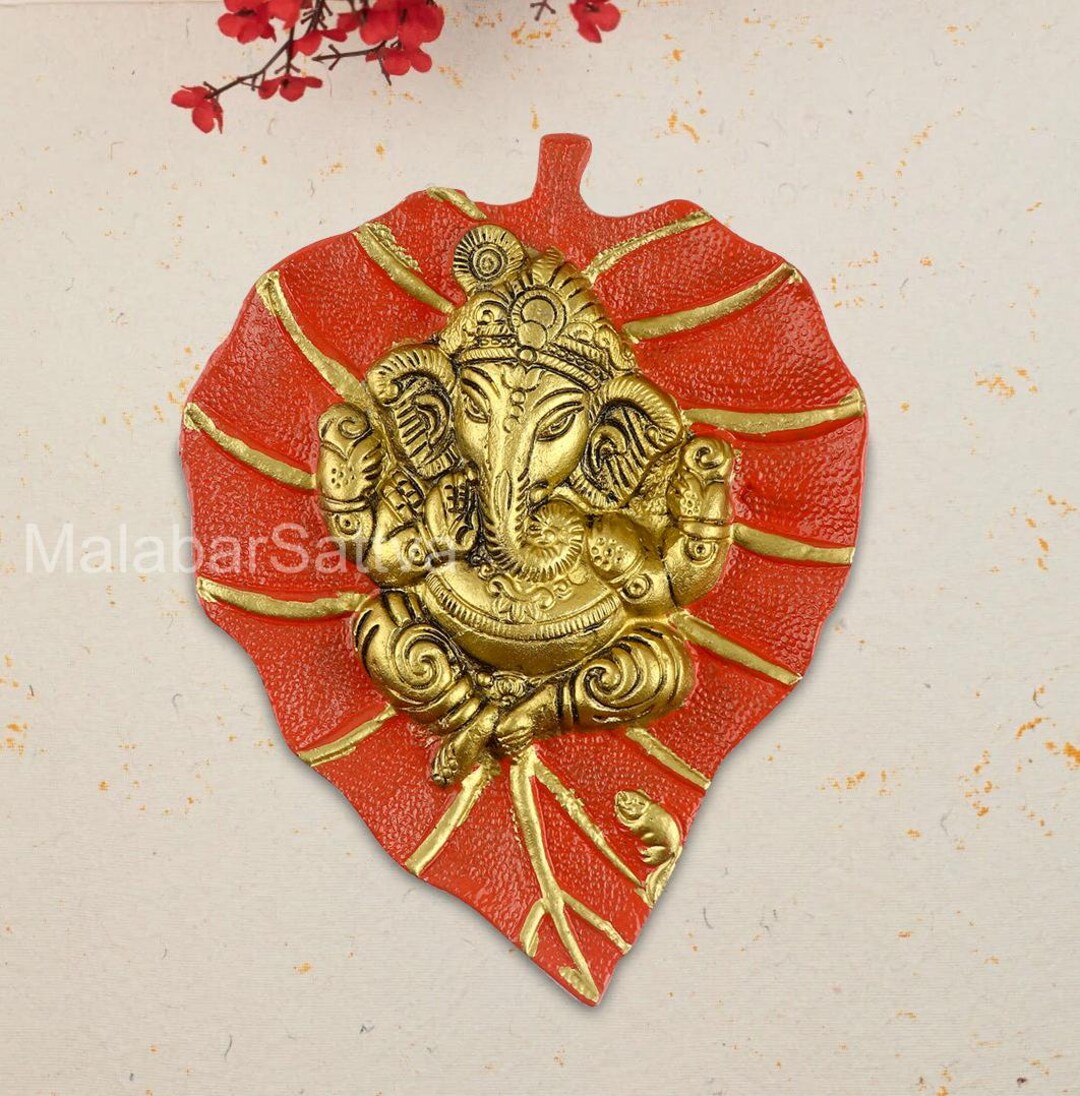 Leaf Patta Wall Hanging Lord Ganesh Face Red - Etsy