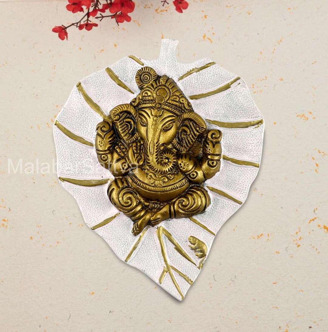 Leaf Patta Wall Hanging Lord Ganesh Face White - Etsy