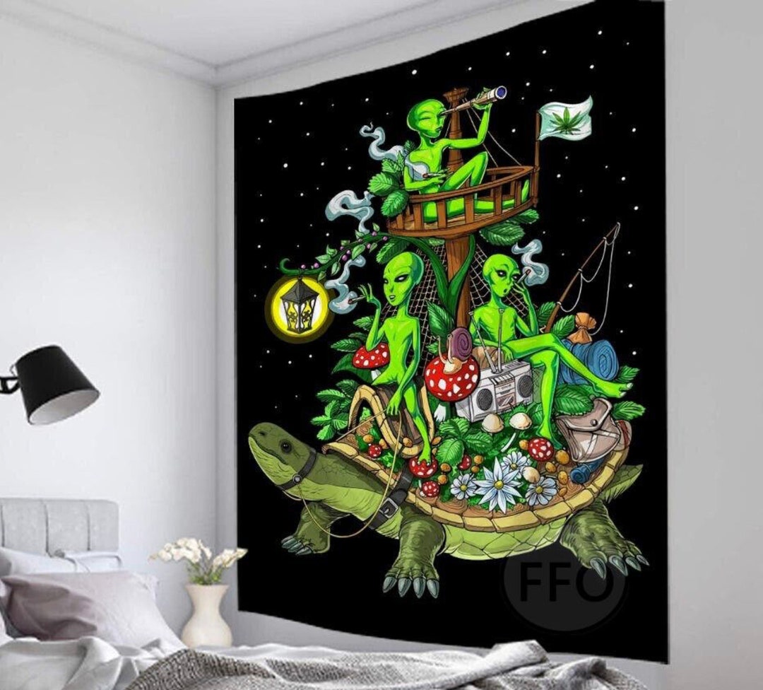 Trippy Alien Space Explorer Shrooms Stoned Tapestry Trippy Faces and ...