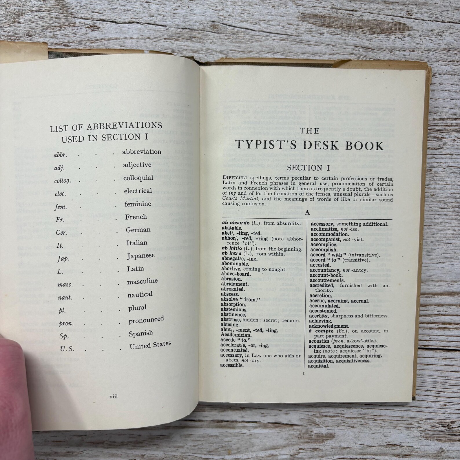 Vintage 1956 First Edition the Typist’s Desk Book by Phyllis Drury & HL ...