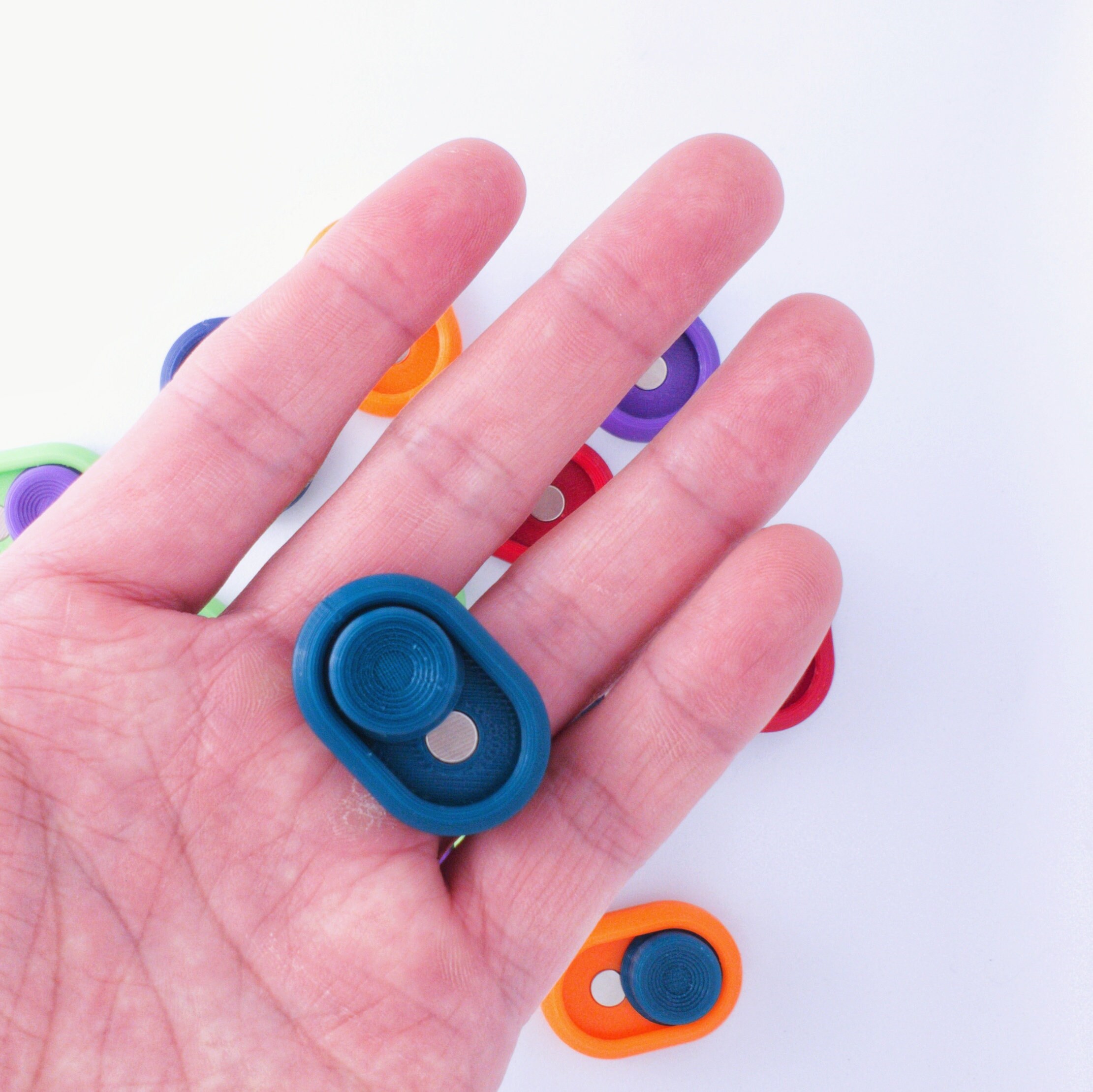 Itty Bitty Fidget Clicky Sensory Toy ADHD Stress Reliever Magnetic ...