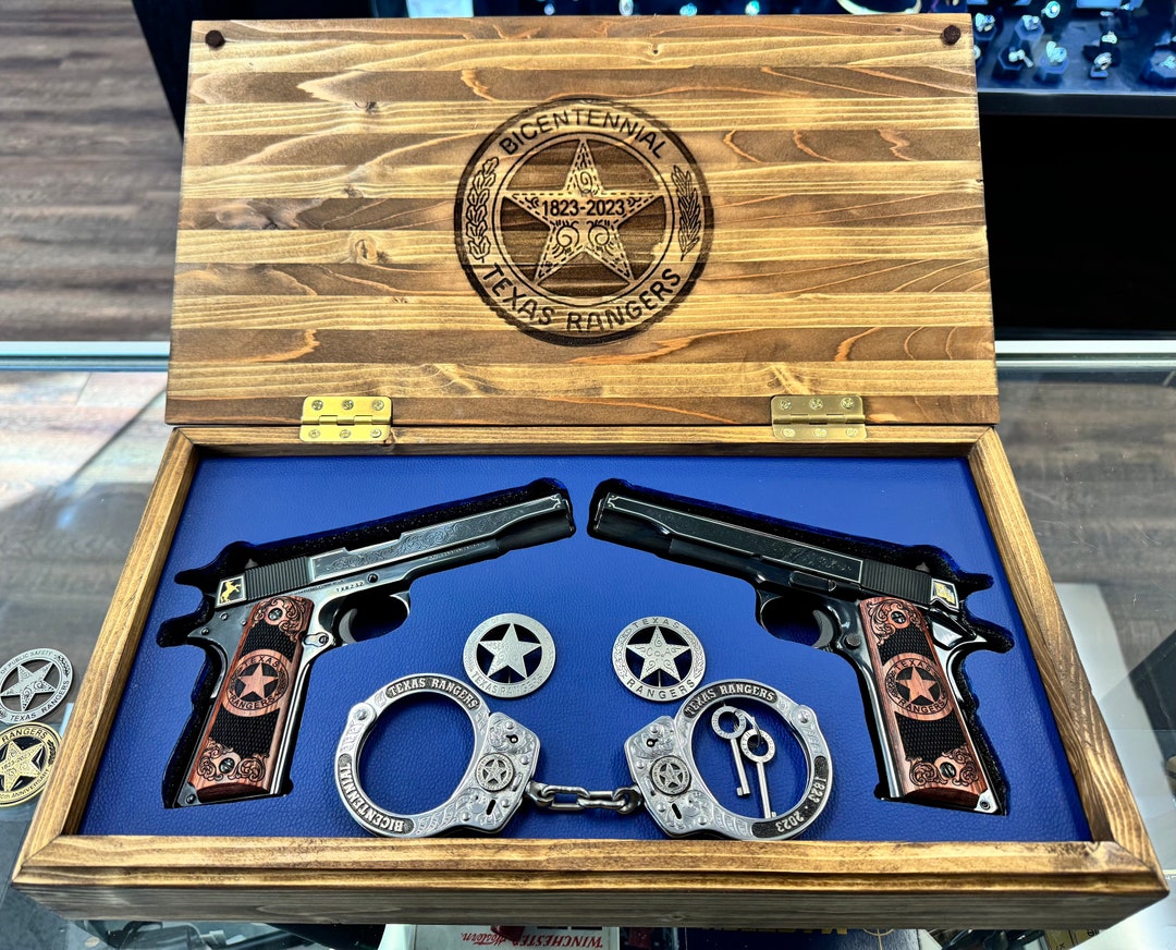 Colt 1911 Presentation Display Case for Colt / Ruger / Smith & Wesson ...