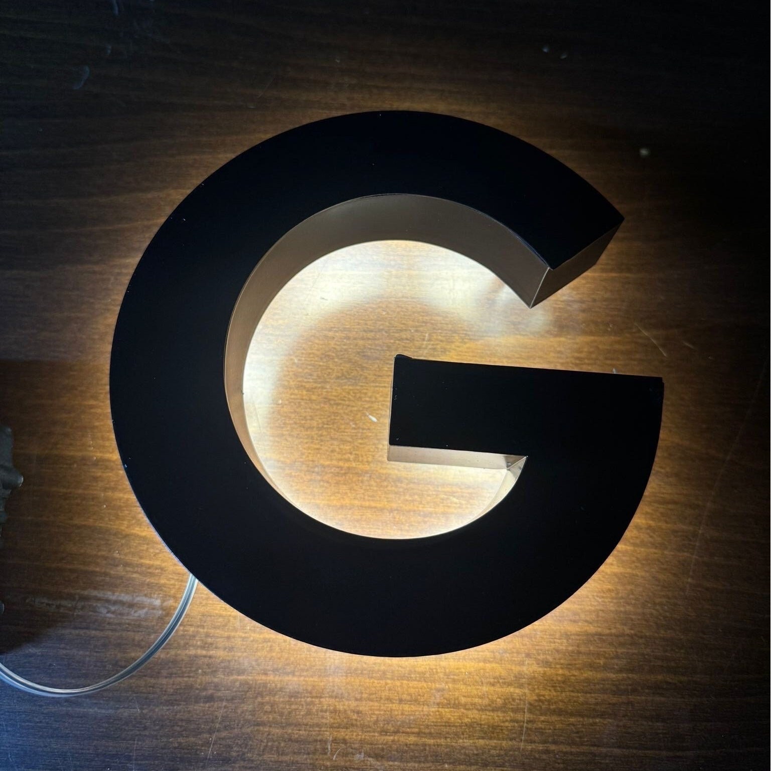 Letrero de pared, Letrero retroiluminado, Logotipo retroiluminado, Letras negras mate 3D ...