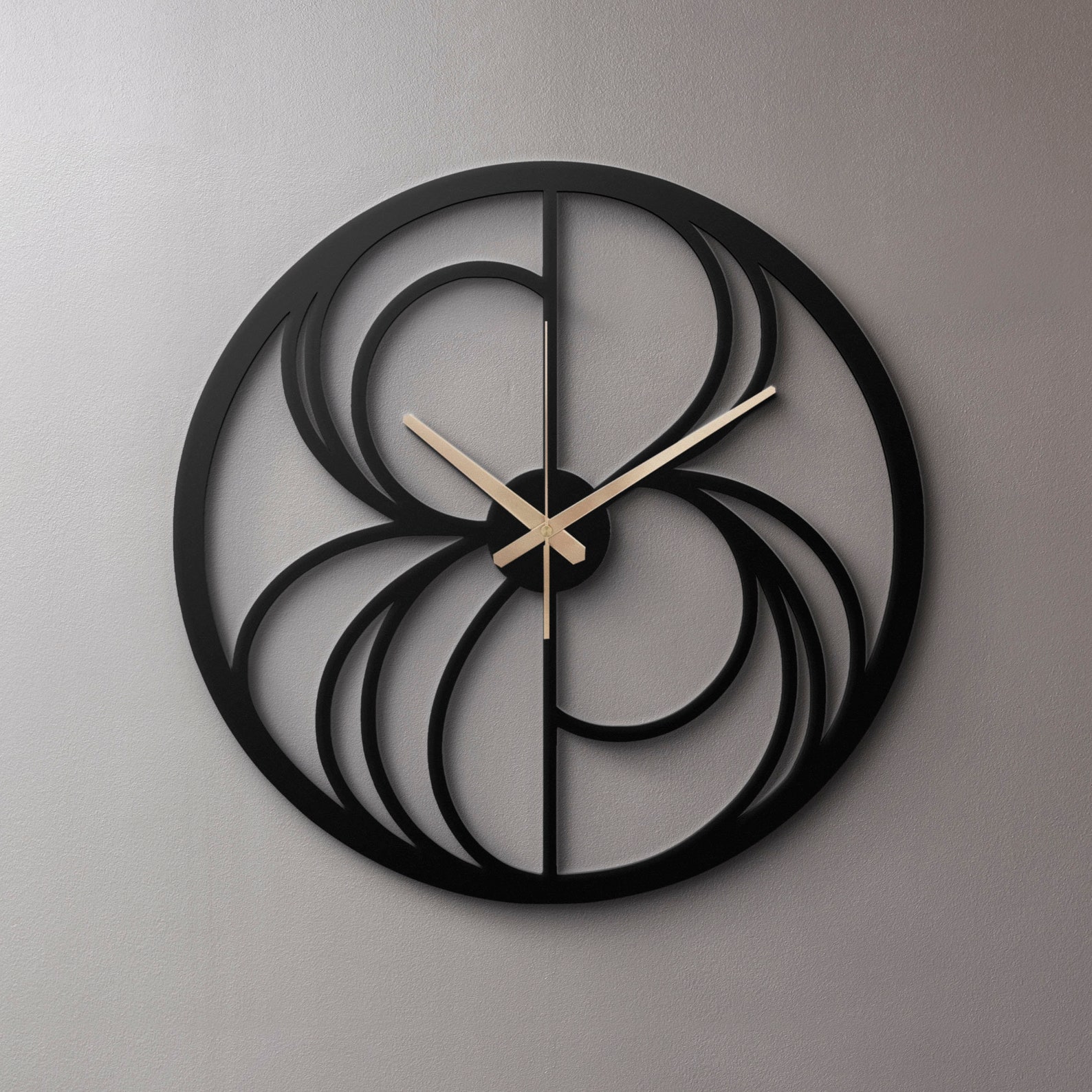Abstract Modern Metal Wall Clock - Unique Geometric Design - Stylish ...