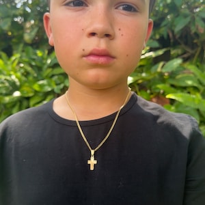 18K Toddler Boy Cross Necklace,figaro Chain With Cross,kids Gold Cross ...