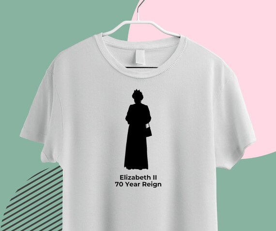 70 Year Reign QEII SVG - Etsy