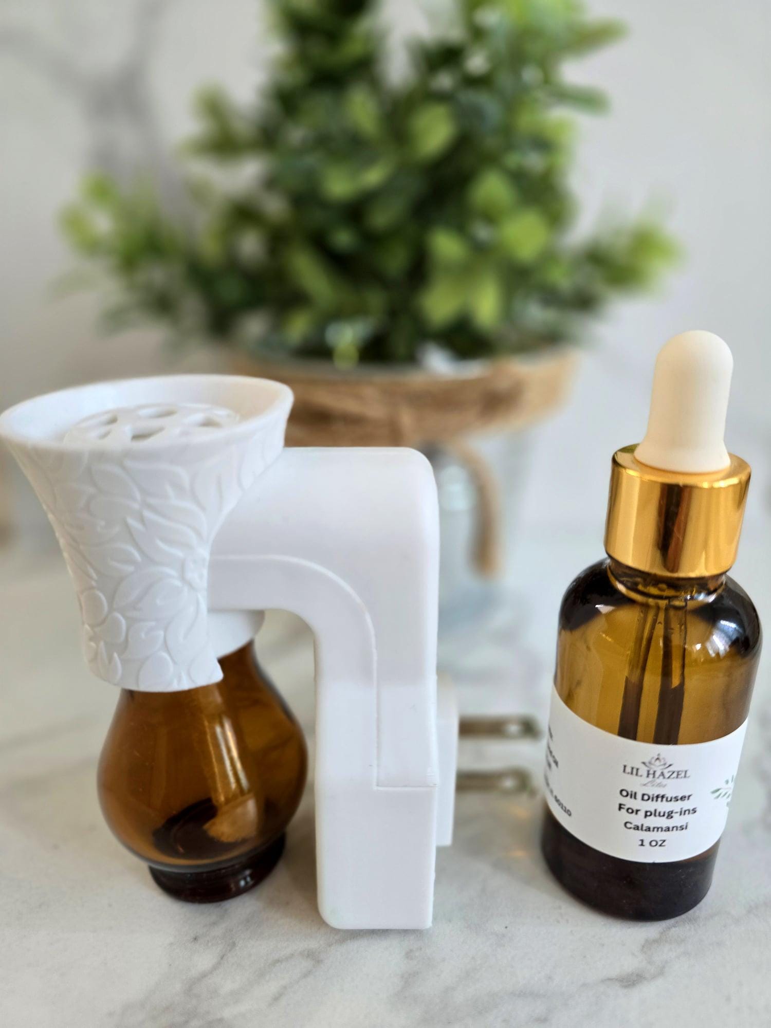 Wall-plug in Oil Diffuser With 1 Oz of Calamansi Fragrance Oil. - Etsy