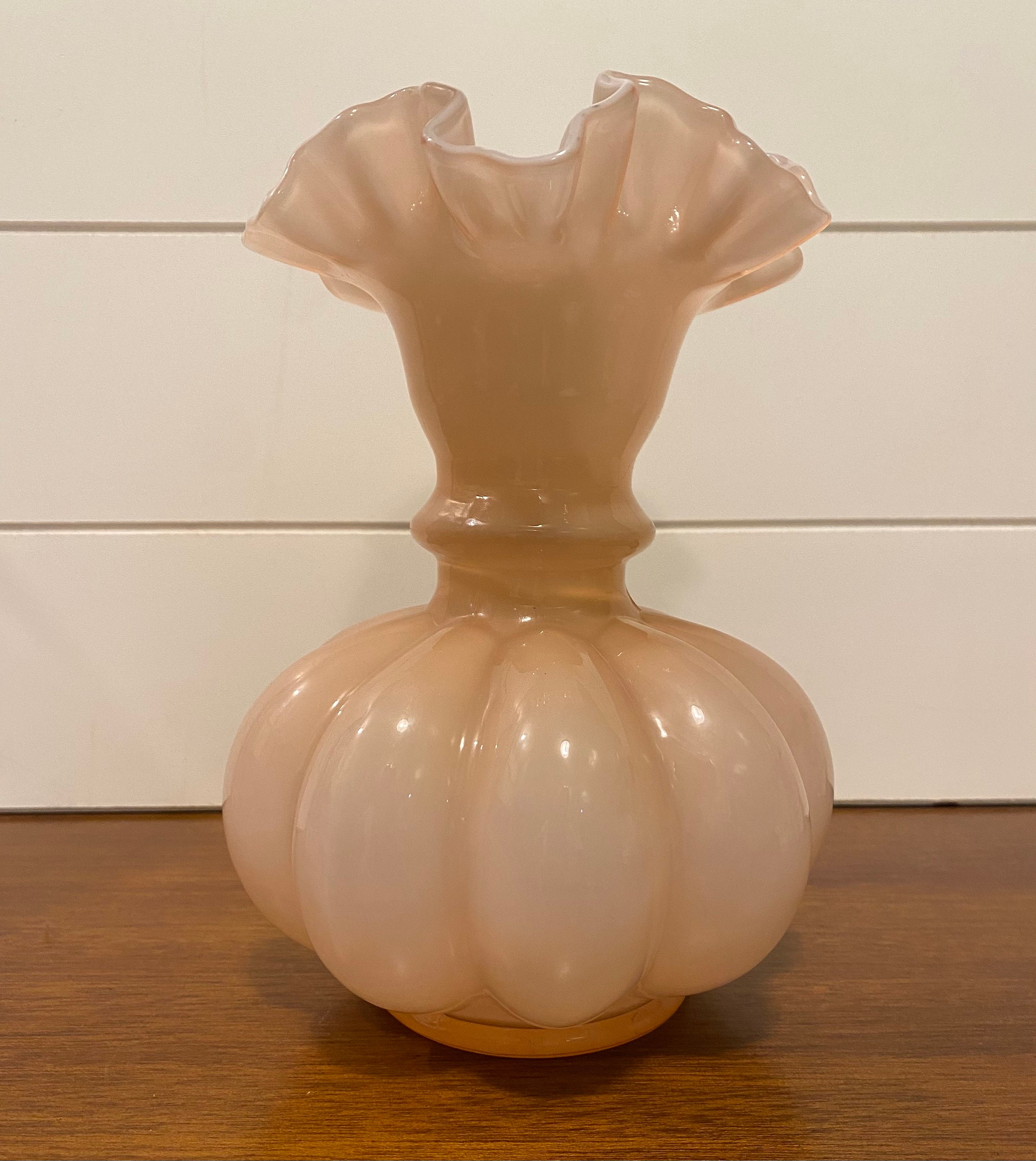 Vintage Fenton Glass Peach Art Glass Vase - Etsy