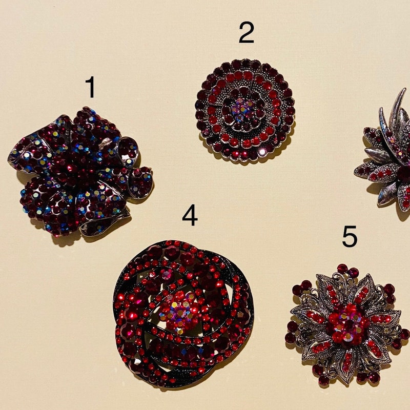 Red Vintage Brooch - Etsy