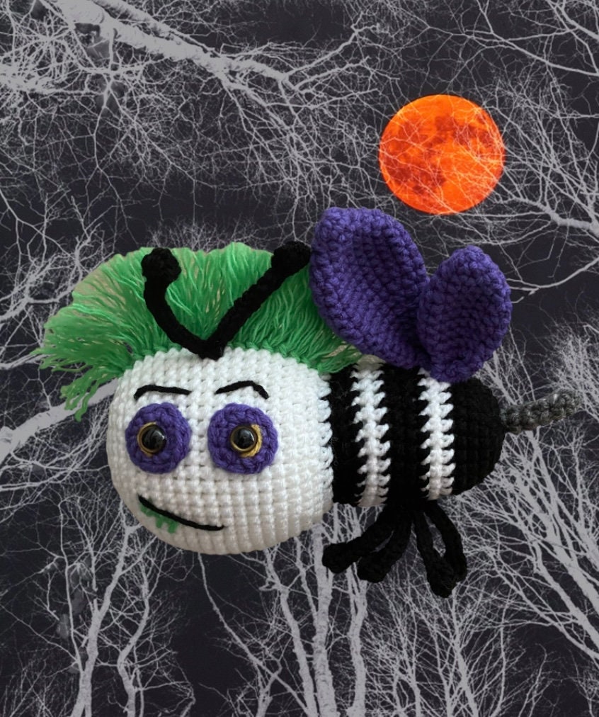 8 Crochet Halloween Horror Creepy Scary Bee-tle Juice Bee - Etsy